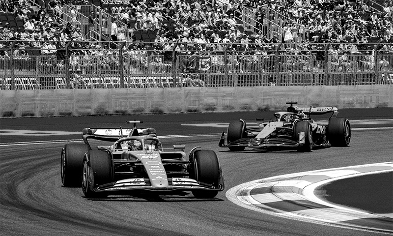 GP Explorer: the 100% youtubers and streamers car race - Sup de Pub